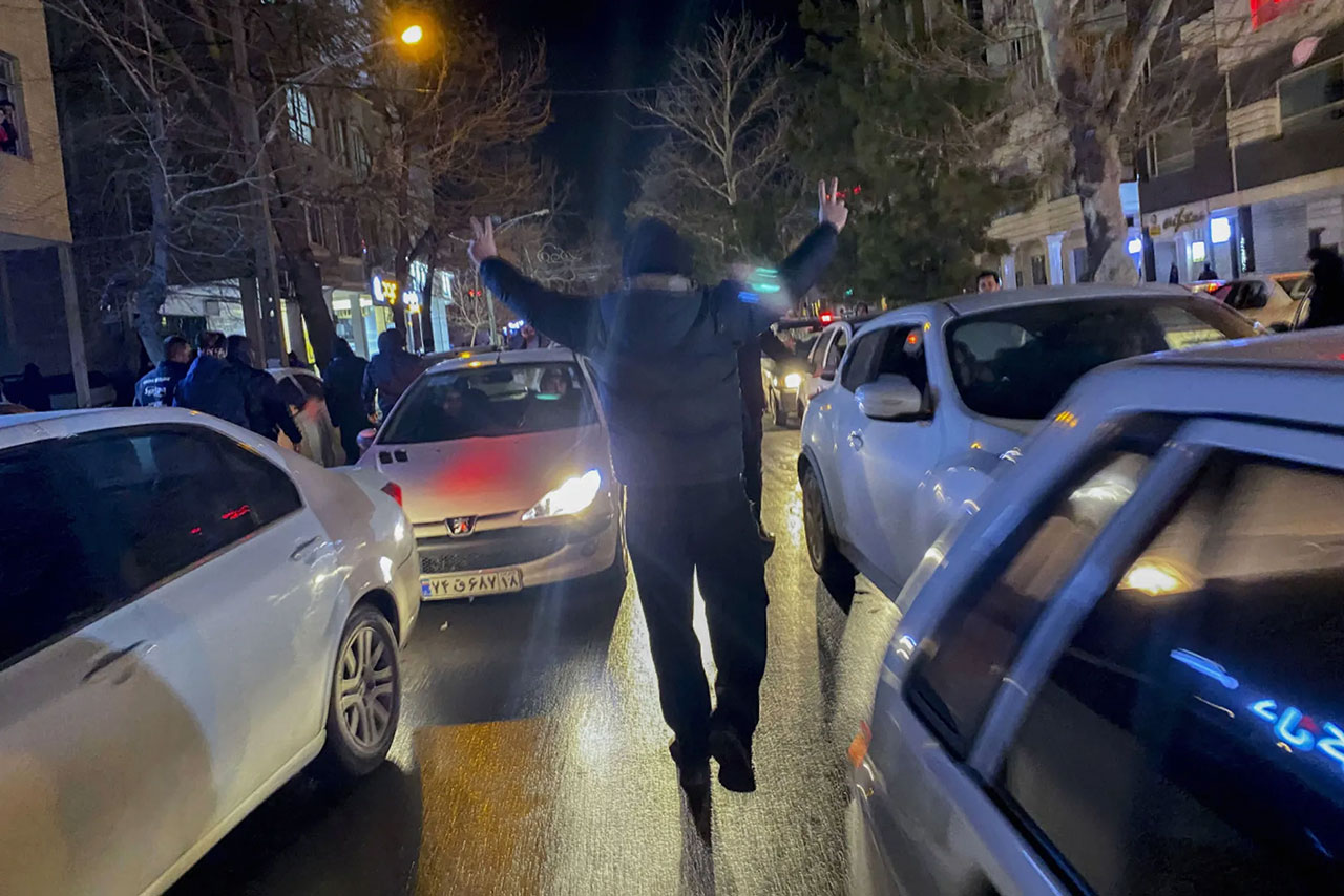 Iranian Opposition Claims Abdanan and Malekshahi Have Fallen Under ...