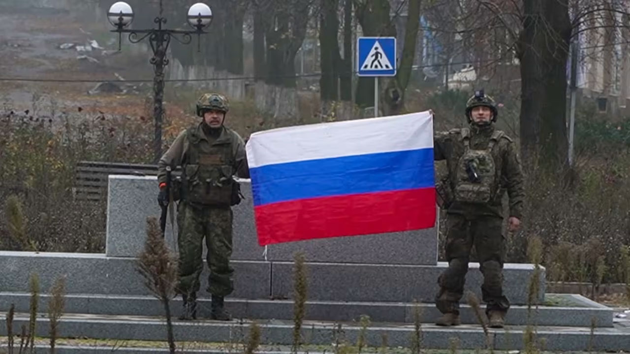 Putin Is Briefed on the ‘Capture’ of Pokrovsk and Volchansk - SFG Media