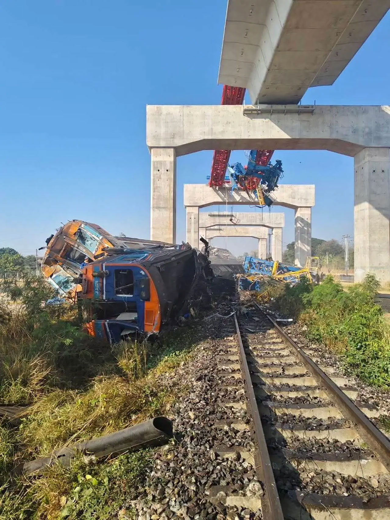 A Construction Crane Collapses Onto a Passenger Train in Thailand ...