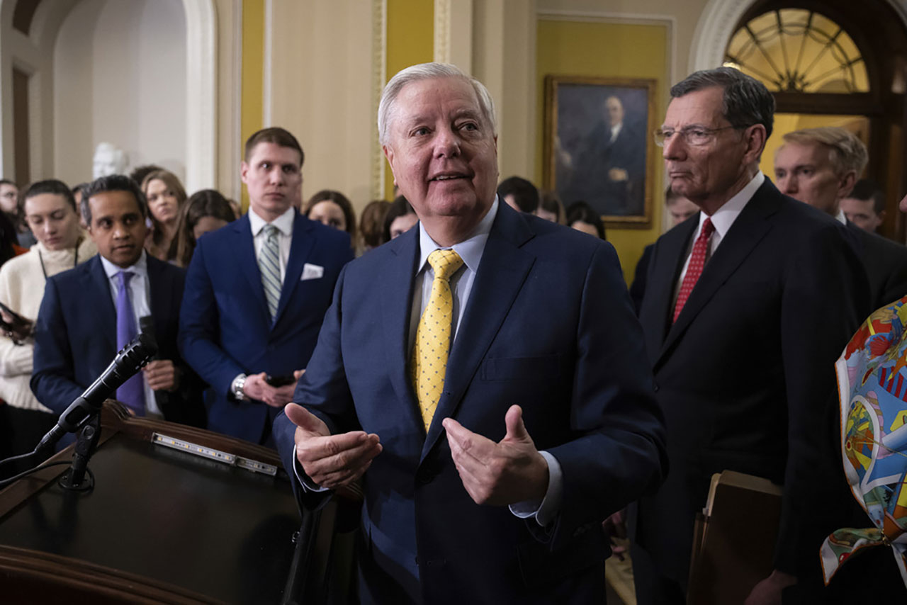 Trump Says He Supports Sanctions on Russia’s Trading Partners - SFG Media