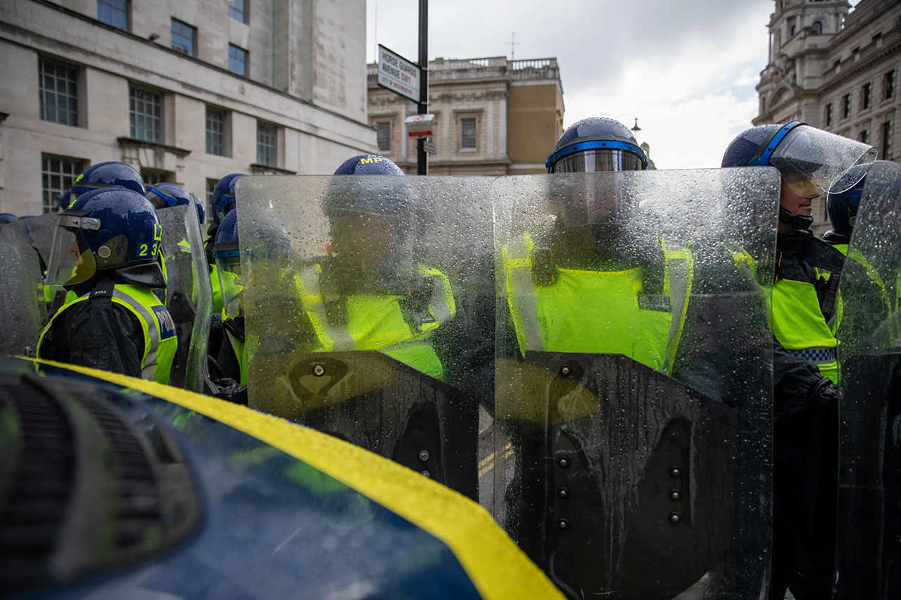 UK Conservatives Create a Deportation Service for Migrants - SFG Media